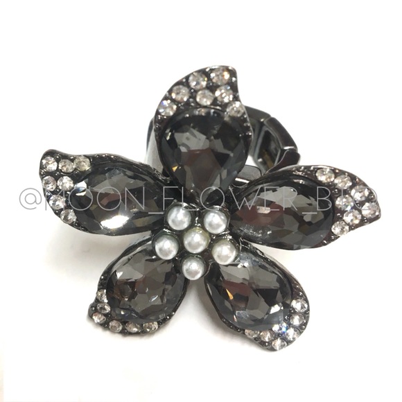 MoonFlowerBtq | Jewelry | Black Flower Statement Ring | Poshmark